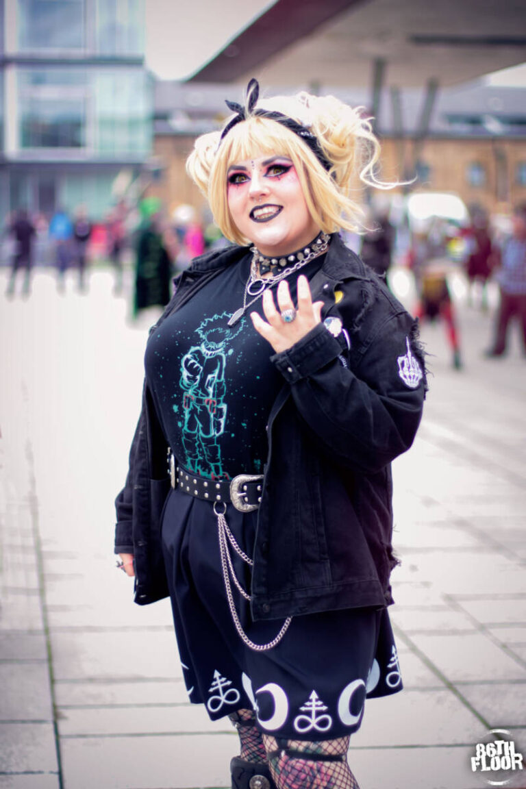 MCM London Cosplay steals the show In this awesome Cosplay Music Video ...